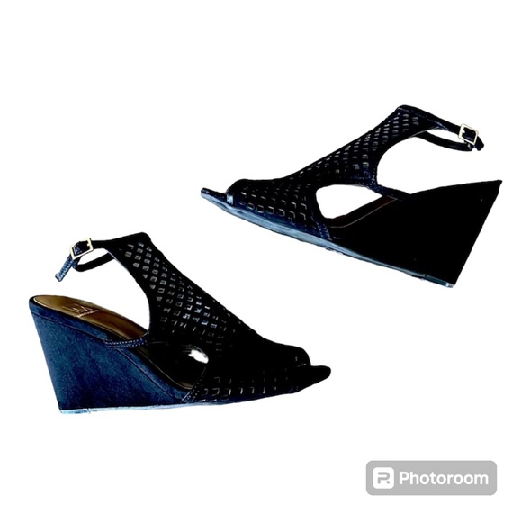 Material Girl | Shoes | Material Girl Wedges | Poshmark